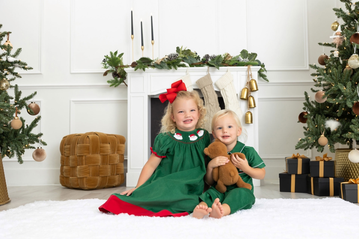 Holiday Mini Sessions - Littles Photography