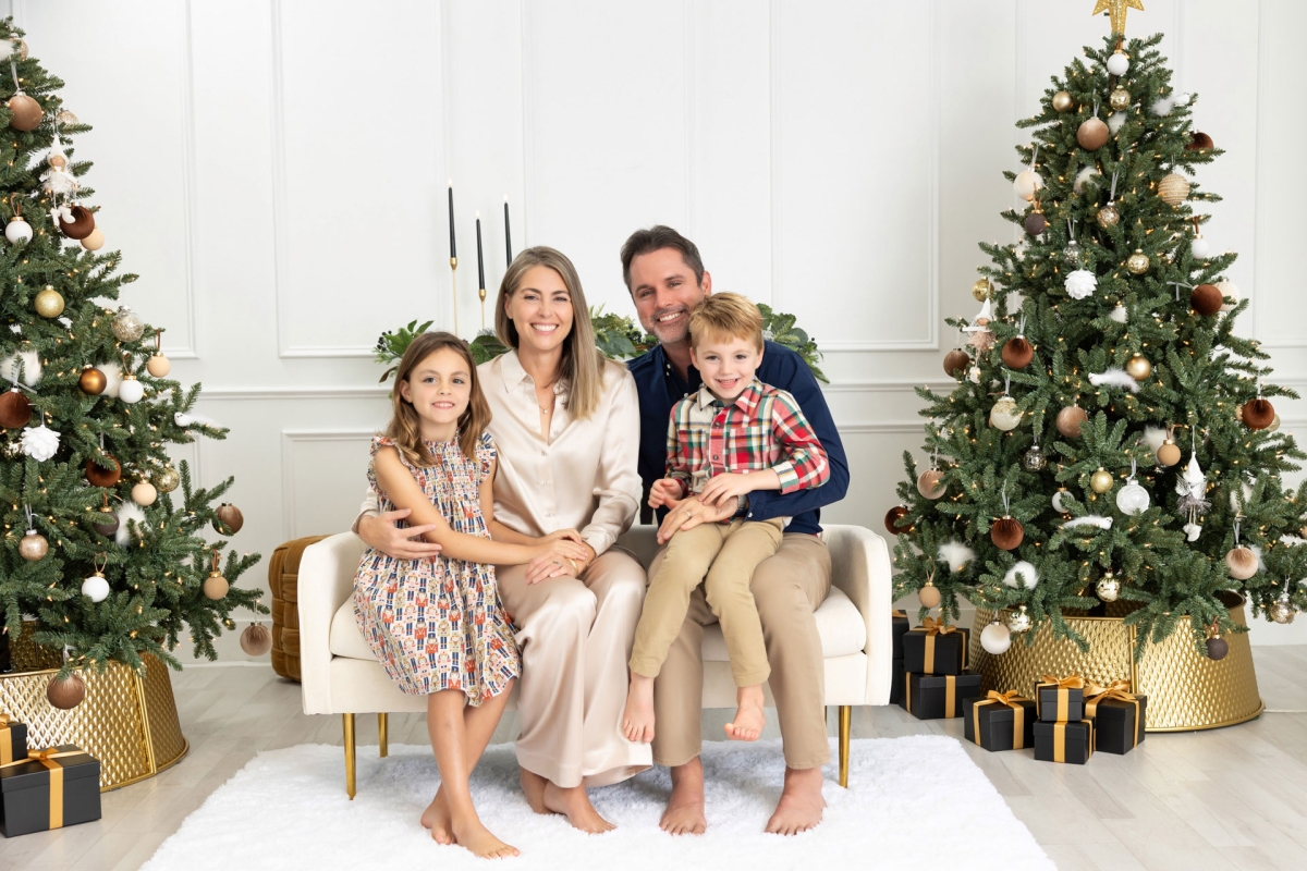 Holiday Mini Sessions - Littles Photography